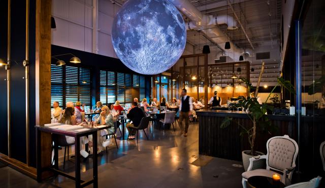 Lunar Restaurant | World of Wedgwood